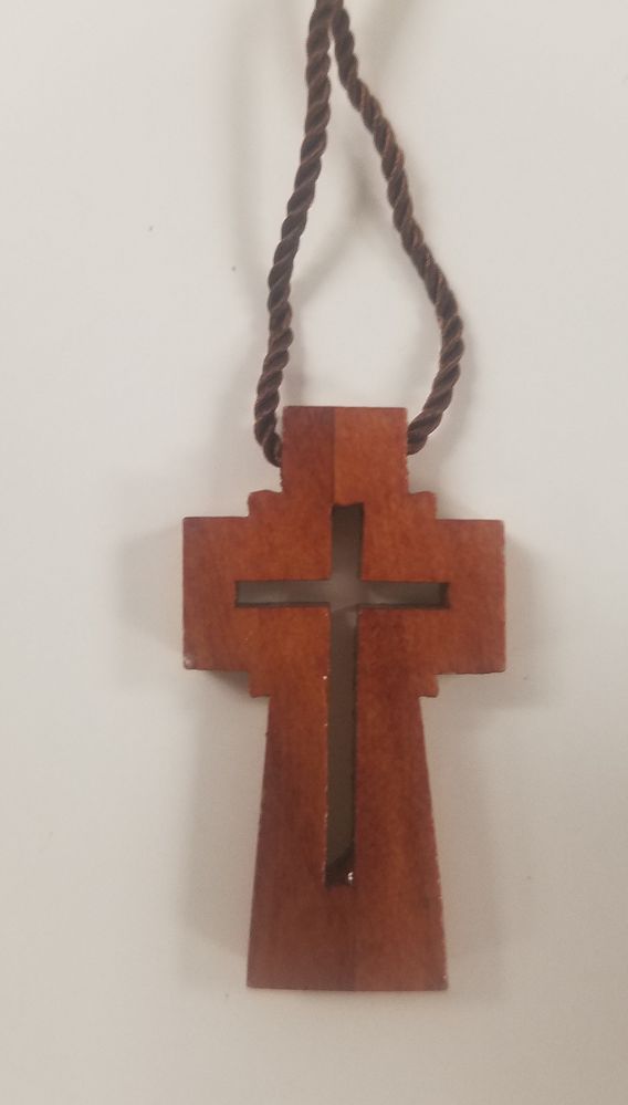 cruz "Chica"de madera c/fondo v – Christ Missionary Catholic Gifts and ...
