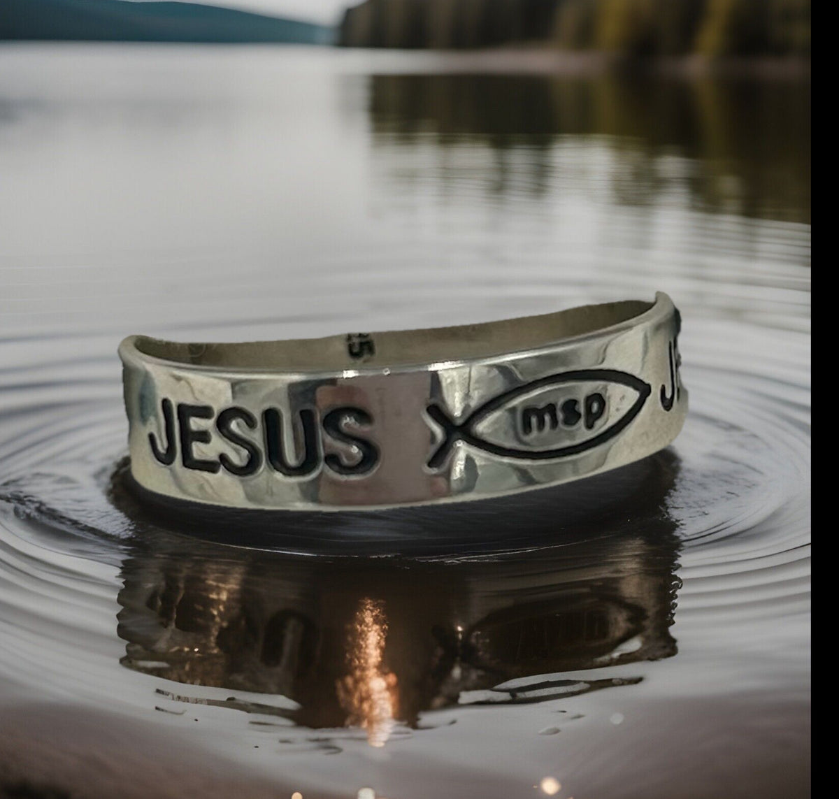 Jesus Ring / Anillo pez con Jesus en plata – Christ Missionary Catholic ...